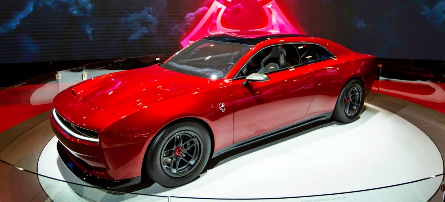 Noticia - Dodge Challenger y Charger despiden el V8 con 7 ediciones ...