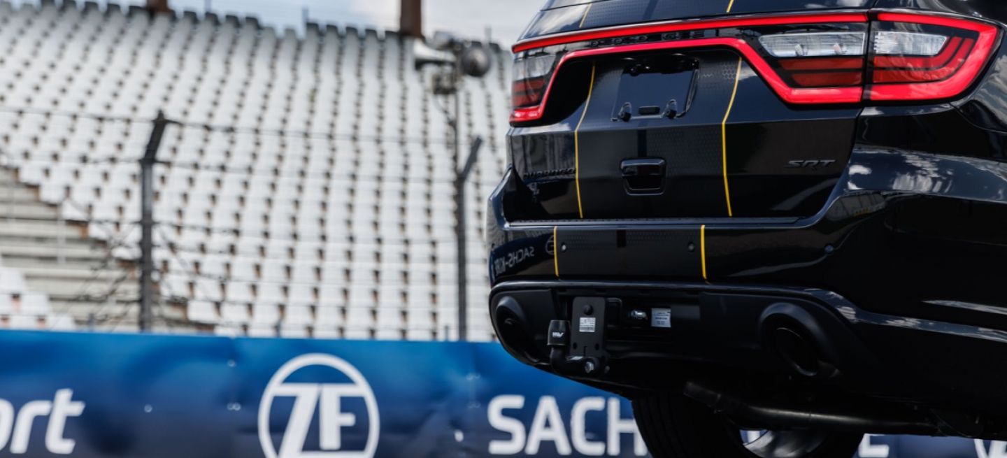 Dodge Durango AlcHEMI, un todoterreno transformado en deportivo de circuito