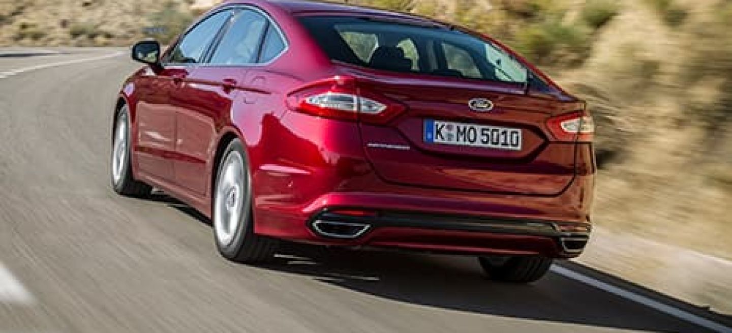 El Ford Mondeo Híbrido es, por 20.000 €, una indestructible berlina y ...
