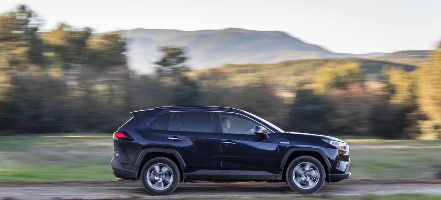 Toyota RAV4 2025 - Características, precios y versiones