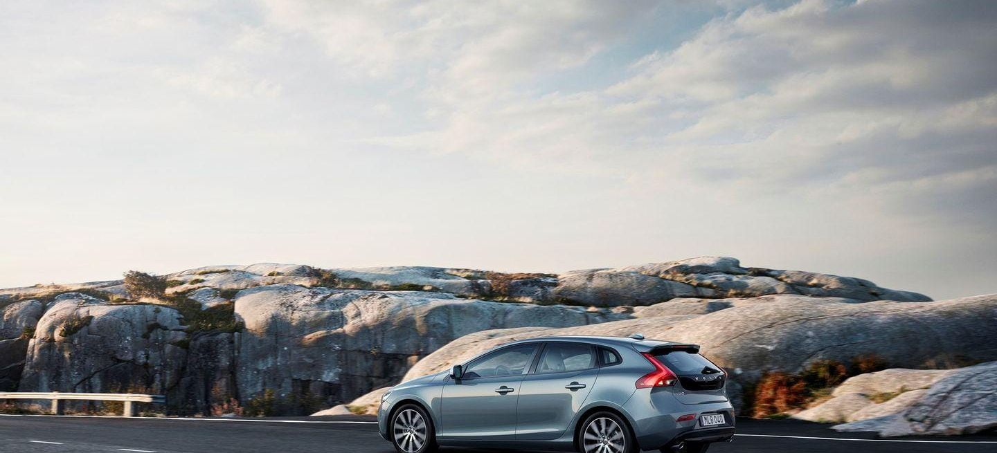 Volvo V40 2024 - Características, precios y versiones