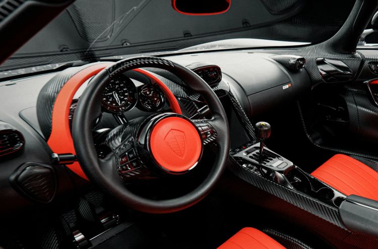 El maravilloso cambio automático, y a la vez manual, de Koenigsegg para ...