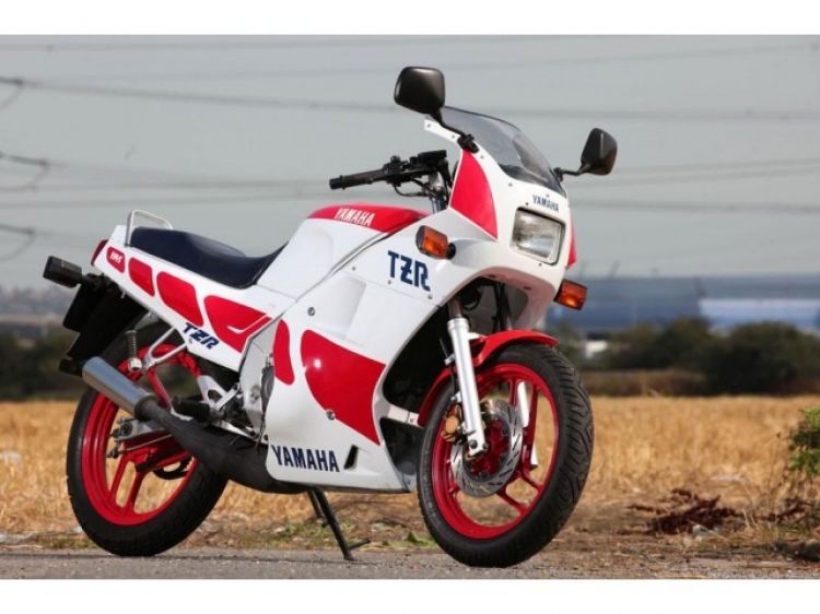Yamaha TZR 80, el porno de los 16 - .·:·. AMAXOFILIA