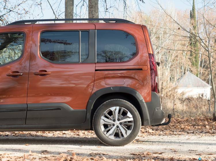 Probamos a fondo el Peugeot Rifter: todo lo que necesitas saber antes ...