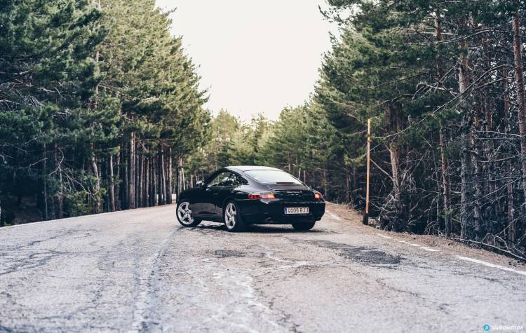 ¿Por qué el Porsche 911 (996) es un coche tan odiado, el “patito feo ...