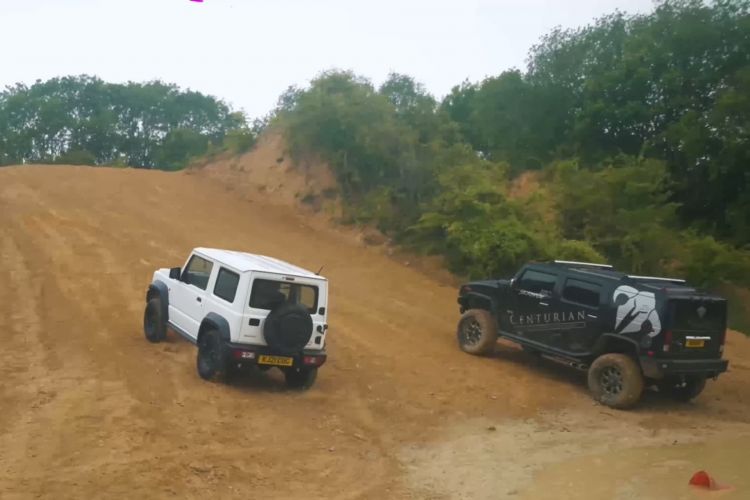 Suzuki Jimny vs Hummer H2, ¿quién da más en esta fascinante batalla ...