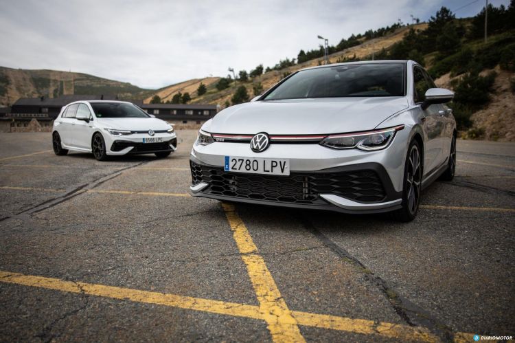 Golf R Vs GTI Clubsport: Comparamos los Volkswagen Golf más deportivos